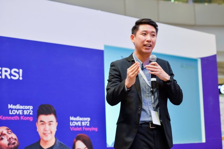 LinkedIn Marketing Success: How Mike Li Pivoted from Pilot To People ...